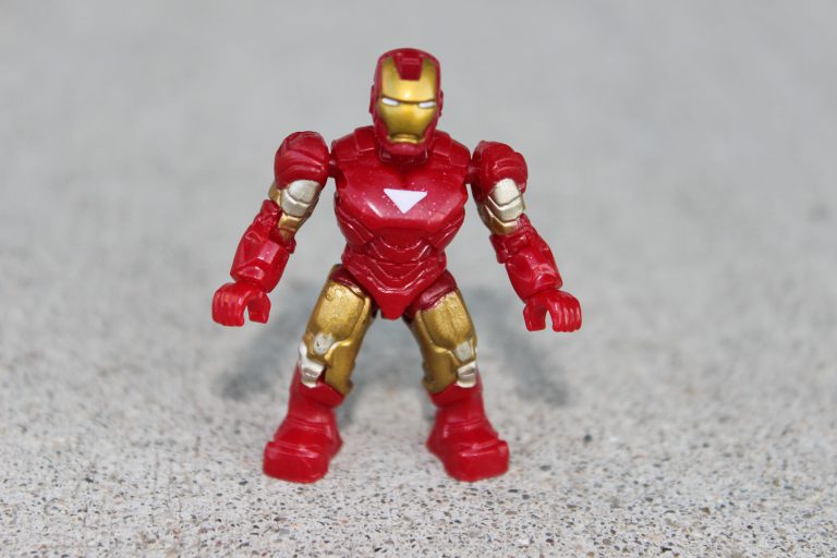 Marvel Mega Bloks (Mega Construx) Iron Man and Spider-Man - Toy ...
