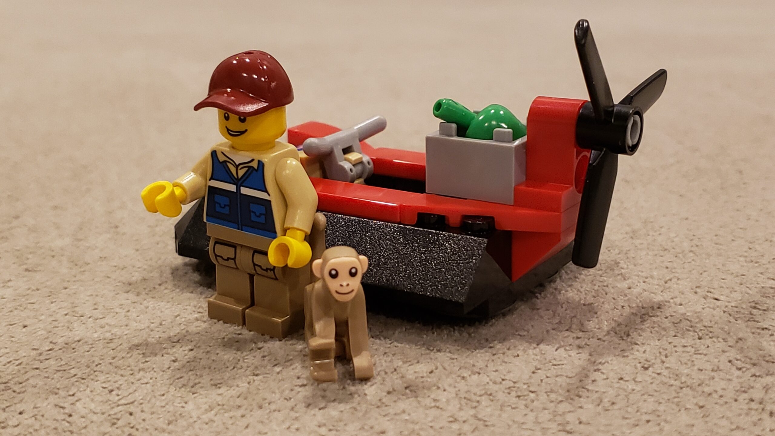 Lego 30570 Wildlife Rescue Hovercraft Polybag Review - Toy Photography ...